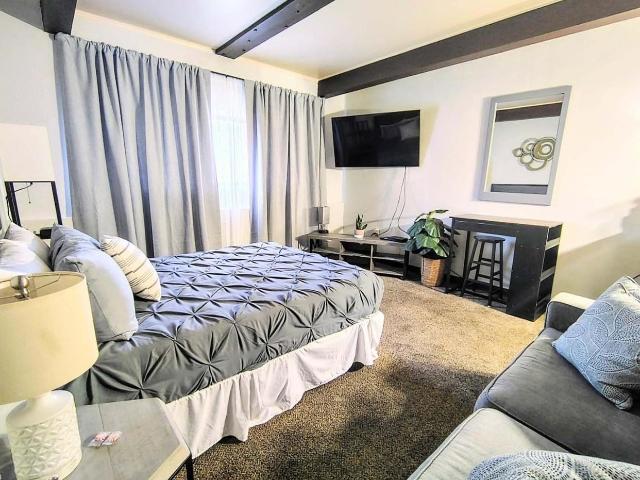 Studio Apartment for Rent at 526 2nd Ave N, Great Falls, MT 59401
