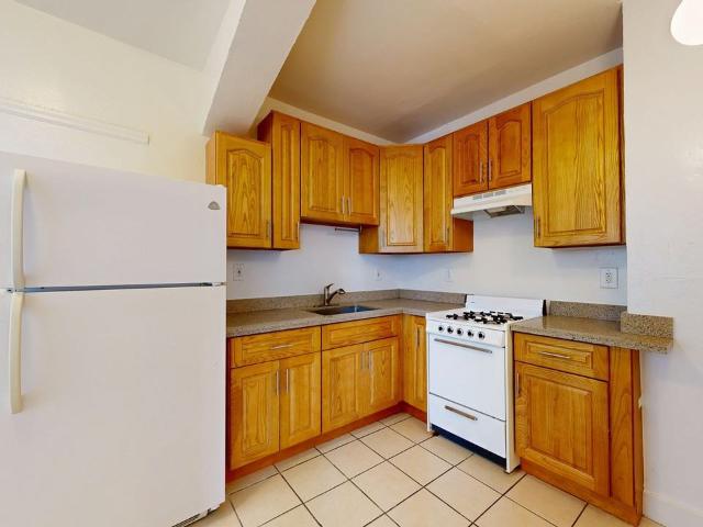 Studio Apartment for Rent at 665 Eddy St #38, San Francisco, CA 94109 Tenderloin