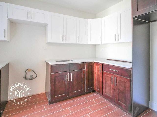 Studio Apartment for Rent at 666 Hancock St #3X, New York, NY 11233 Bedford Stuyvesant