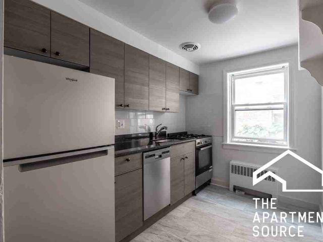 Studio Apartment for Rent at 6715 N California Ave #GN, Chicago, IL 60645 West Ridge