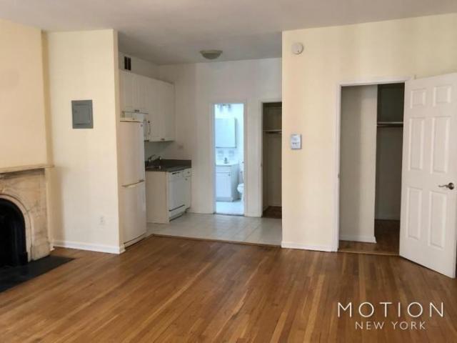Studio Apartment for Rent at 69 W 55th St, New York, NY 10019 Midtown East