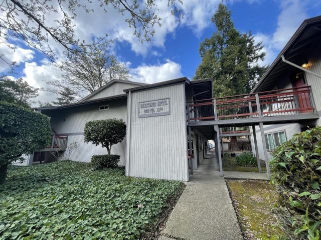 Studio Apartment for Rent at 601 W 11th Ave #29, Eugene, OR 97402 Jefferson Westside