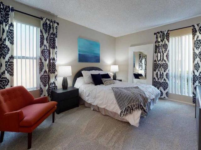 Studio Apartment for Rent at 635 Baker St, Costa Mesa, CA 92626
