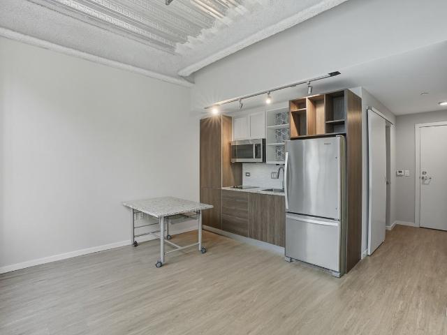 Studio Apartment for Rent at 63 E Lake St, Chicago, IL 60601 Loop