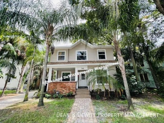 Studio Apartment for Rent at 742 7th Ave N #2, St. Petersburg, FL 33701 Uptown