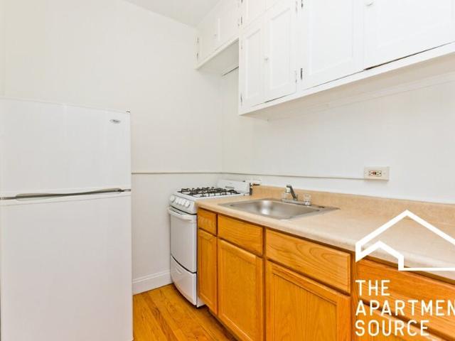 Studio Apartment for Rent at 7542 Adams St #4M, Forest Park, IL 60130