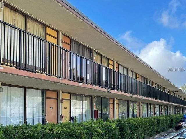 Studio Apartment for Rent at 7900 S Orange Blossom Trl #2121, Orlando, FL 32809