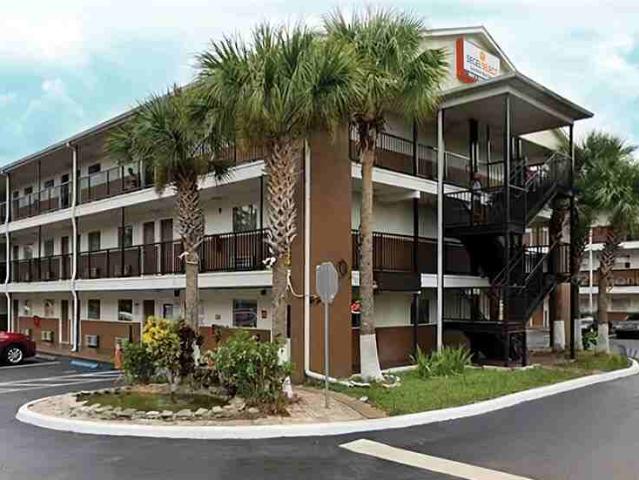 Studio Apartment for Rent at 7209 South Orange Blossom Trail, Orlando, FL 32809
