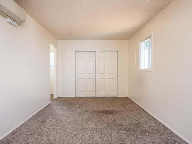 Studio Apartment for Rent at 8435 Se Insley St, Portland, OR 97266 Lents