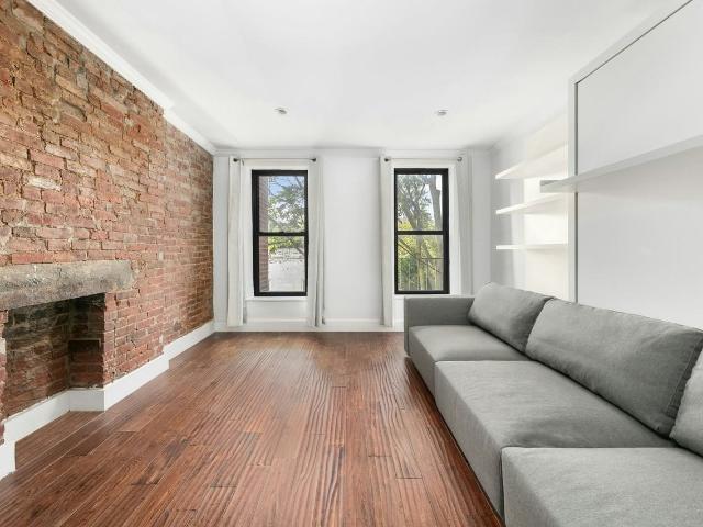 Studio Apartment for Rent at 84 Horatio St #5B, New York, NY 10014 West Village