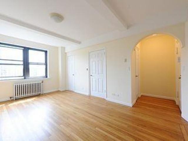 Studio Apartment for Rent at 850 Amsterdam Ave #15D, New York, NY 10025 Upper West Side