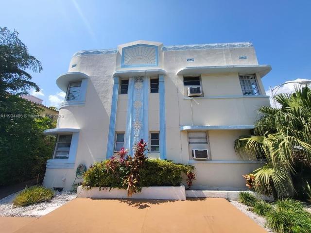 Studio Apartment for Rent at 850 Jefferson Avenue #12A, Miami Beach, FL 33139 Flamingo Lummus