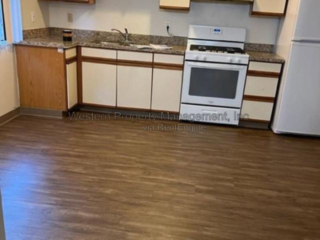 Studio Apartment for Rent at 9651 Soquel Dr #C, Aptos, CA 95003