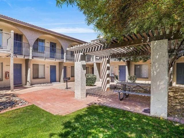 Studio Apartment for Rent at 900 N Country Club Dr, Mesa, AZ 85201 Comite de Families en Accion