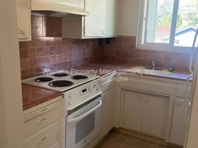 Studio Apartment for Rent at 9012 Soquel Dr #3, Aptos, CA 95003