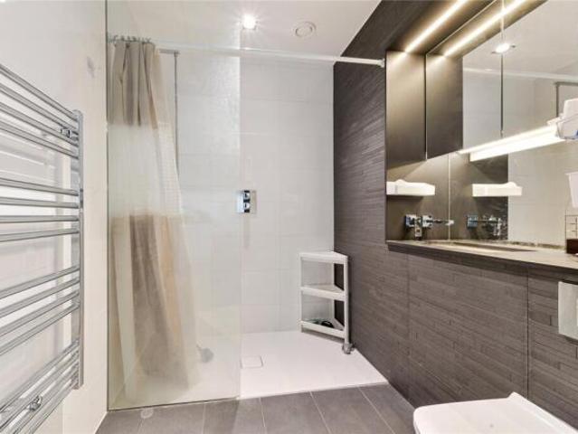 Studio apartment for rent in Marsh Wall, London, E14