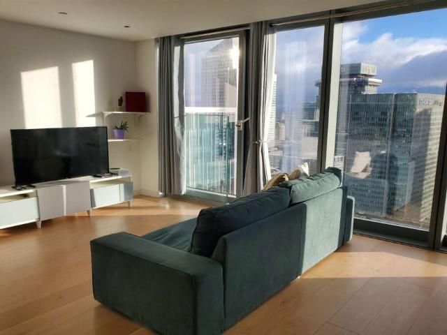 Studio apartment for rent in Marsh Wall, Landmark Pinnacle, E14