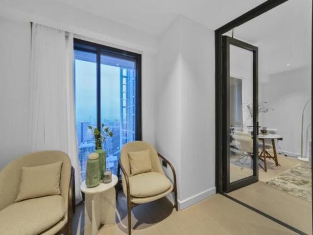Studio apartment for rent in Nine Elms Lane London SW8