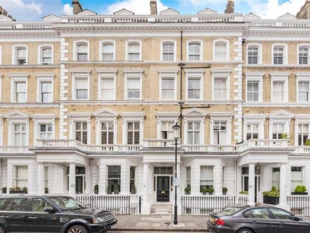 Studio apartment for rent in Onslow Gardens, London, SW7