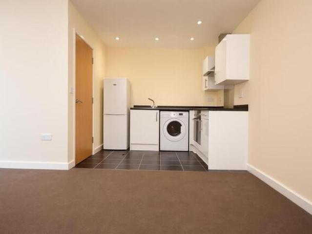 Studio apartment for rent in Abbey House, Burleys Way, Leicester, LE1