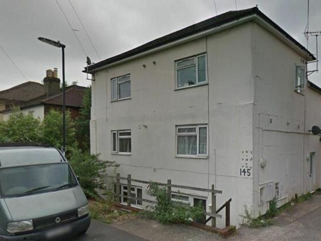 Studio Apartment For Rent In Adelaide Road