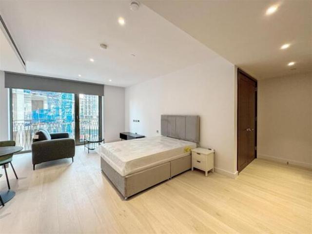 Studio apartment for rent in Alcindor Mansions, 16 Paddington Green, W2
