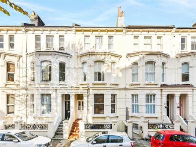 Studio apartment for rent in Albert Road, Brighton, BN1