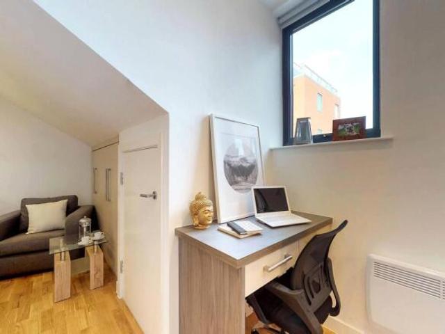 Studio apartment for rent in Apt 62, Onyx Residence #465896, S2