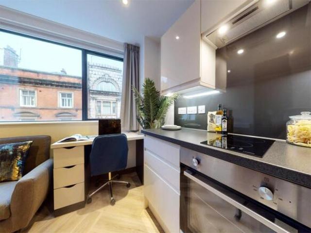 Studio apartment for rent in Apt 13, Live Oasis Deansgate #795767, M2