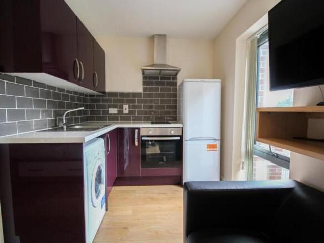 Studio apartment for rent in Apt 17, Lofthouse Residence #342578, LS2
