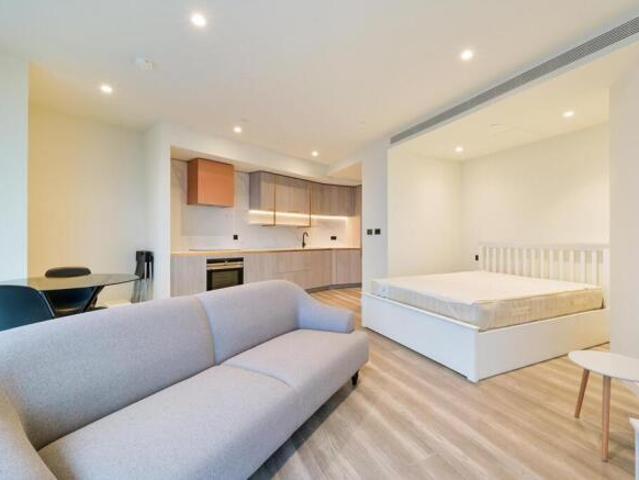 Studio apartment for rent in Aspen, Marsh Wall, London, E22