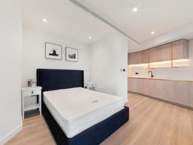 Studio apartment for rent in Aspen, Marsh Wall, London, E22