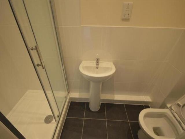 Studio apartment for rent in Burleys Way, Leicester, LE1