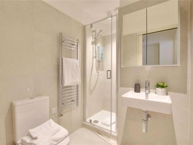 Studio apartment for rent in Bennett Park, Blackheath, London, SE3