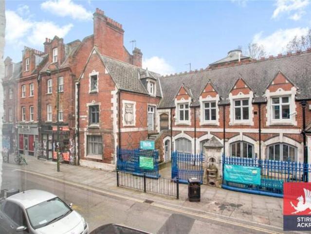 Studio apartment for rent in Brick Lane, Shoreditch, London, E1