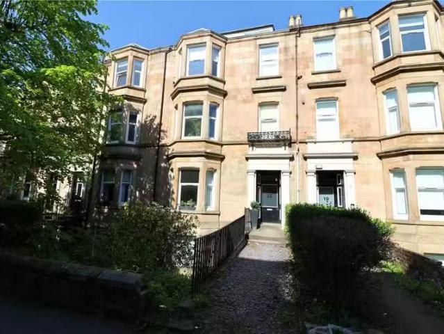 Studio apartment for rent in Camphill Avenue, Glasgow, G41