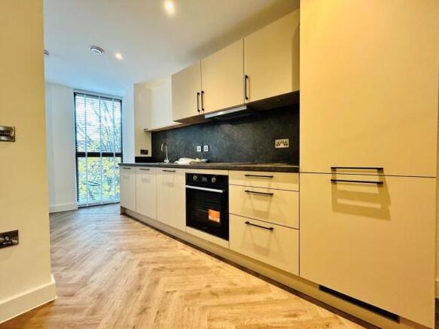Studio apartment for rent in Castleward Boulevard, DERBY, DE1