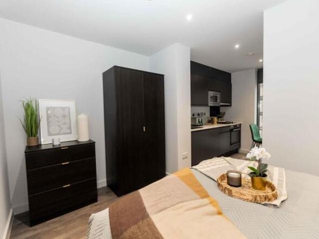 Studio apartment for rent in Carpenters Row, Liverpool, L1