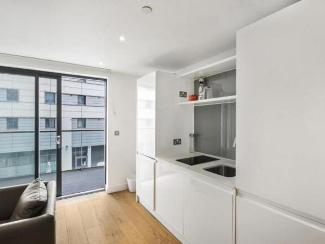 Studio apartment for rent in Commercial Street London E1