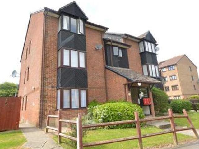 Studio Apartment For Rent In Croydon