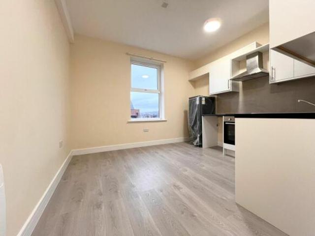 Studio apartment for rent in Dalton Street, London, SE27