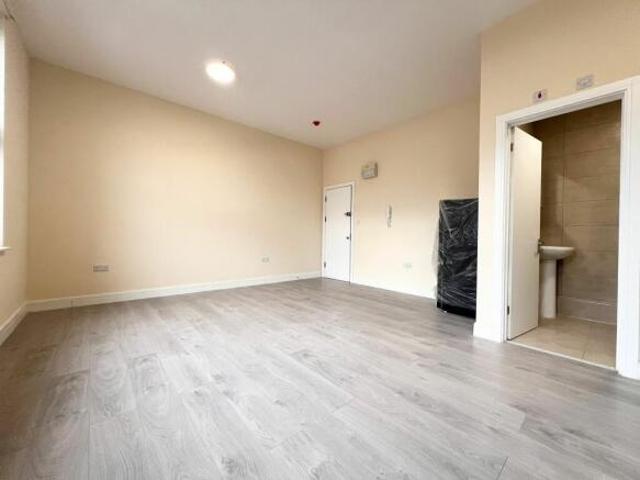 Studio apartment for rent in Dalton Street, SE27