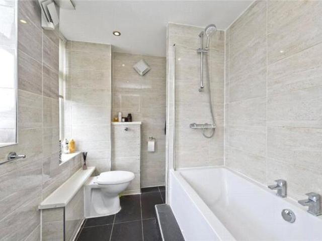 Studio apartment for rent in Devonshire Street, Marylebone, London, W1G