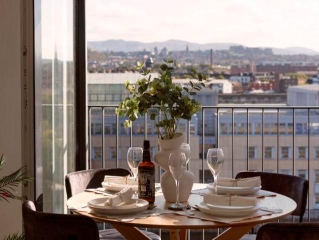 Studio apartment for rent in Dockside, Edinburgh, EH6