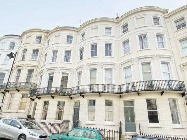 Studio apartment for rent in Eaton Place Kemp Town BN2