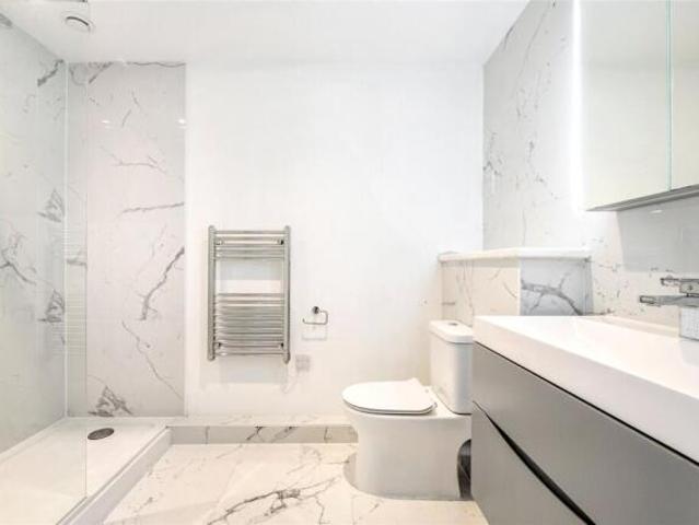 Studio apartment for rent in Egerton Gardens, London, SW3