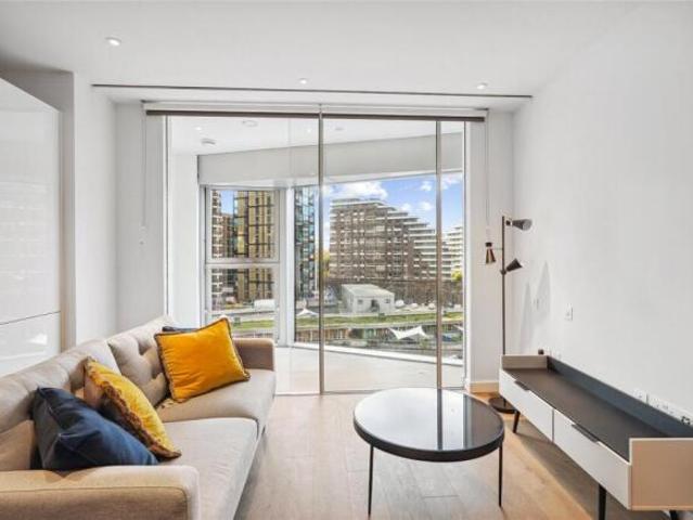 Studio apartment for rent in Electric Boulevard, London, SW11