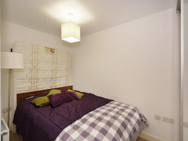 Studio apartment for rent in Fairmont House, Albatross Way, SE16