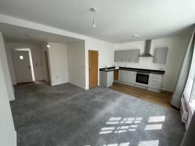Studio apartment for rent in Flat 2, 3 Chatsworth Road, Worthi.