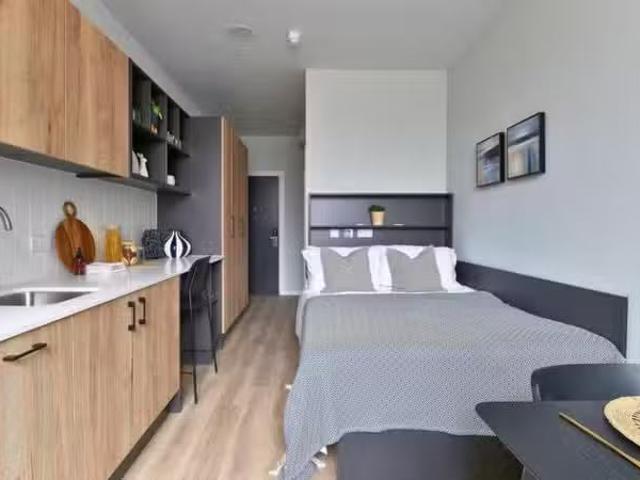 Studio apartment for rent in Guildford, GU2